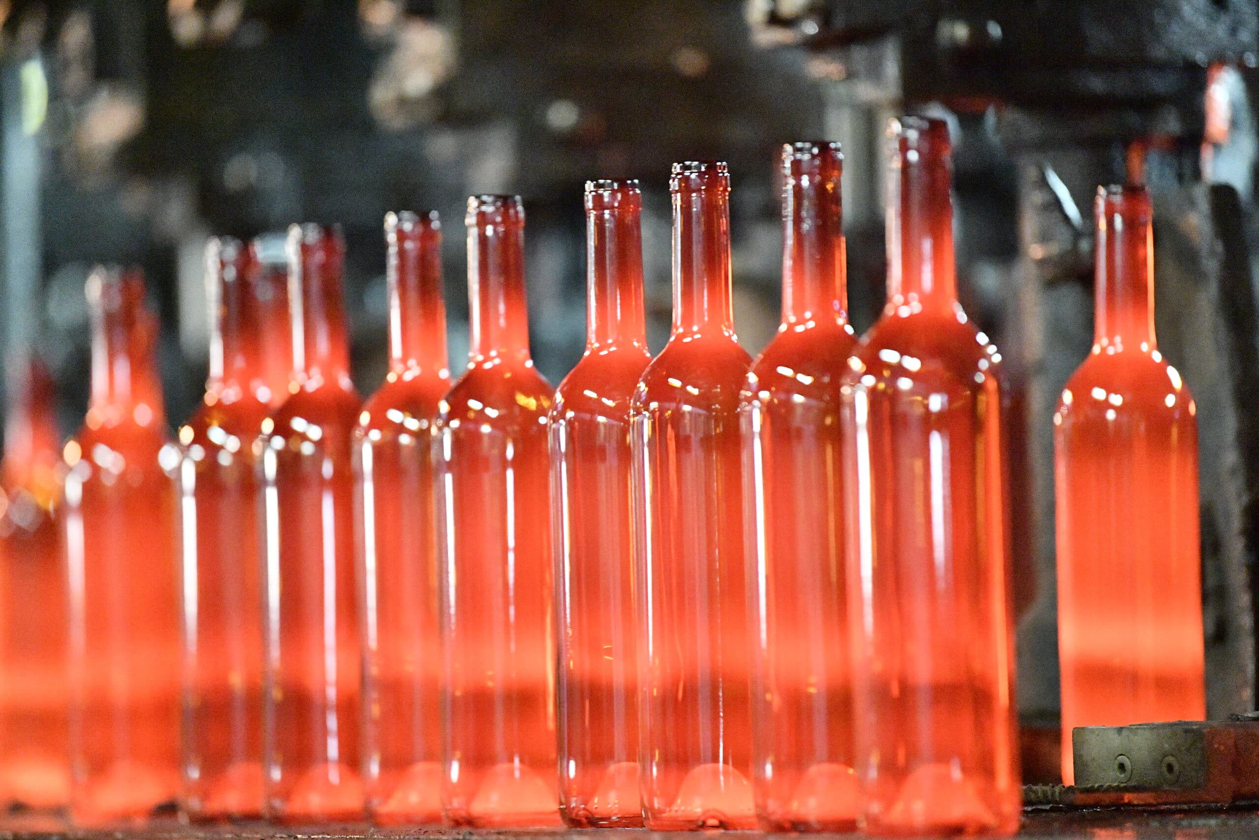 Develop our glass reuse and return capacity - Ambition4circularity